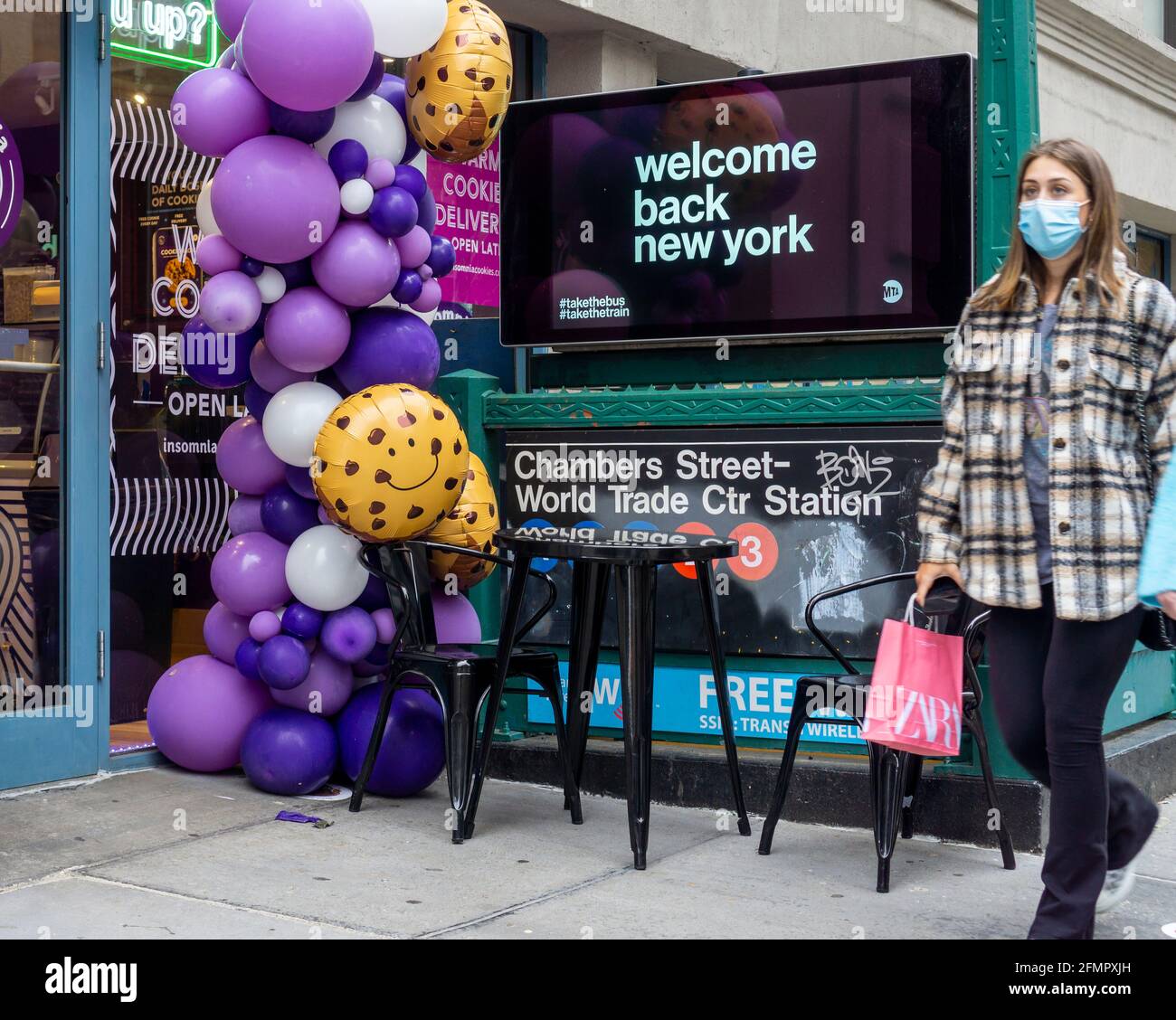 Welcome back nyc hi-res stock photography and images - Alamy