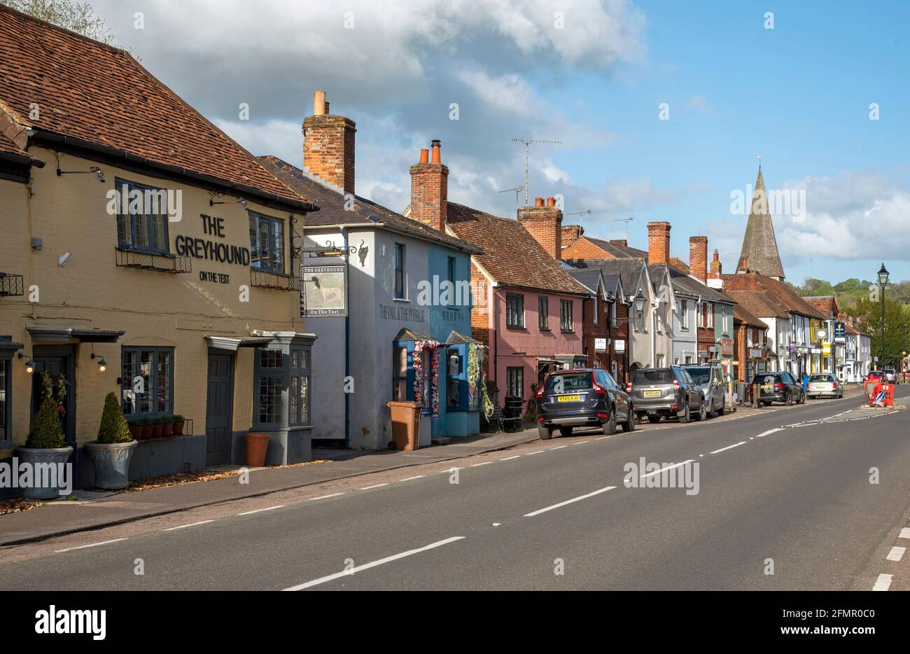 Stockbridge, Hampshire, England, UK. 2021. Stockbridge main street with ...