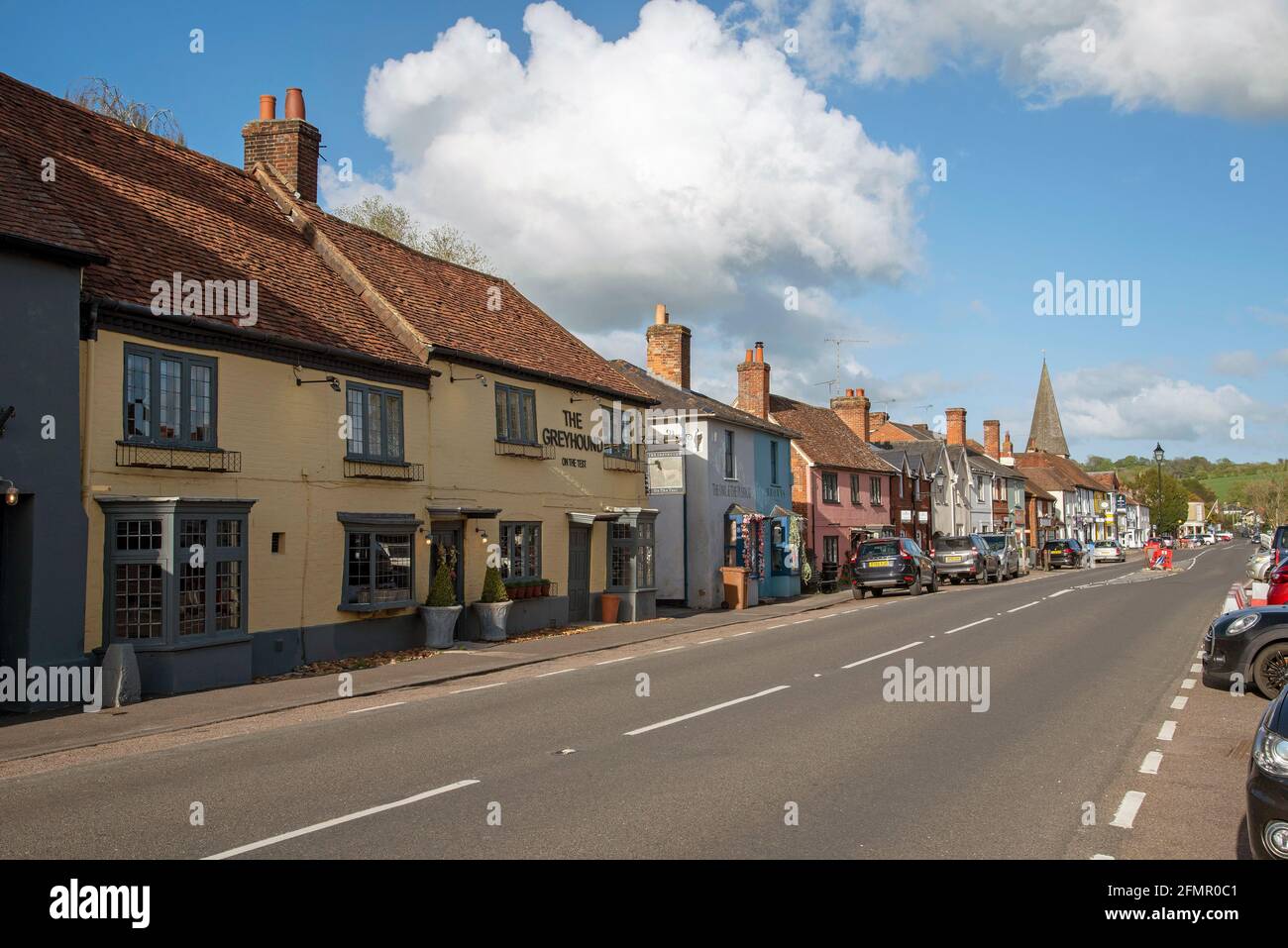 Stockbridge, Hampshire, England, UK. 2021. Stockbridge main street with ...