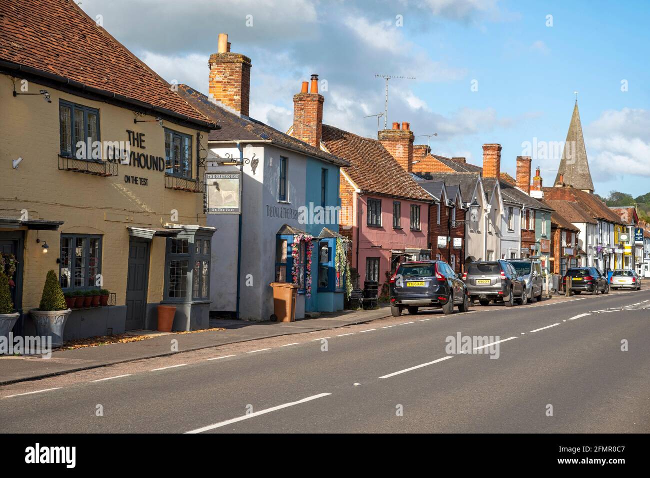 Stockbridge, Hampshire, England, UK. 2021. Stockbridge main street with ...
