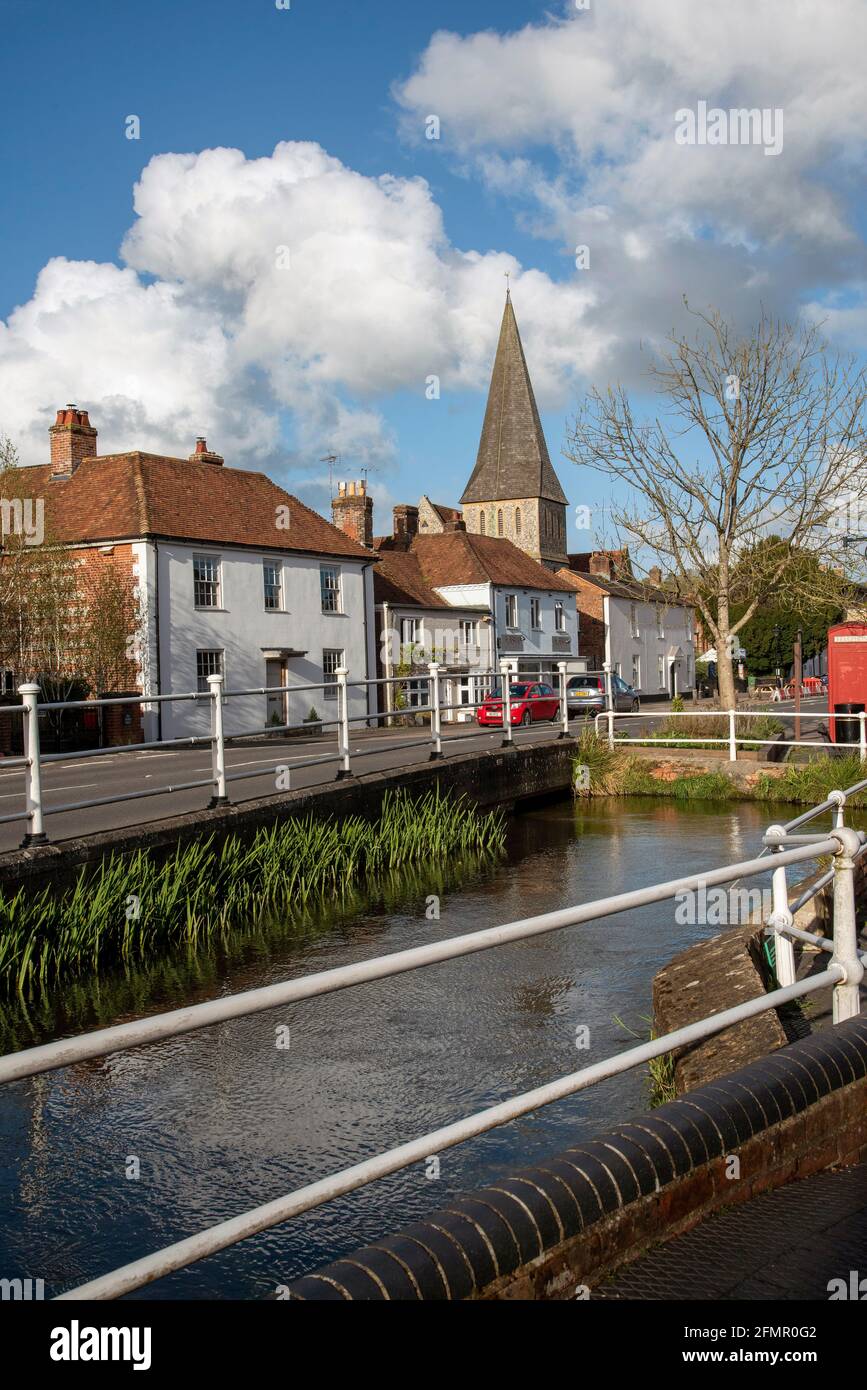 Stockbridge, Hampshire, England, UK. 2021. Stockbridge main street with ...