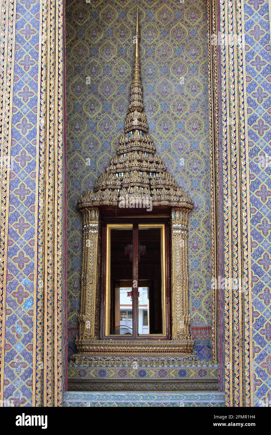 buddhist temple (Wat Ratchabophit) in bangkok in thailand Stock Photo ...