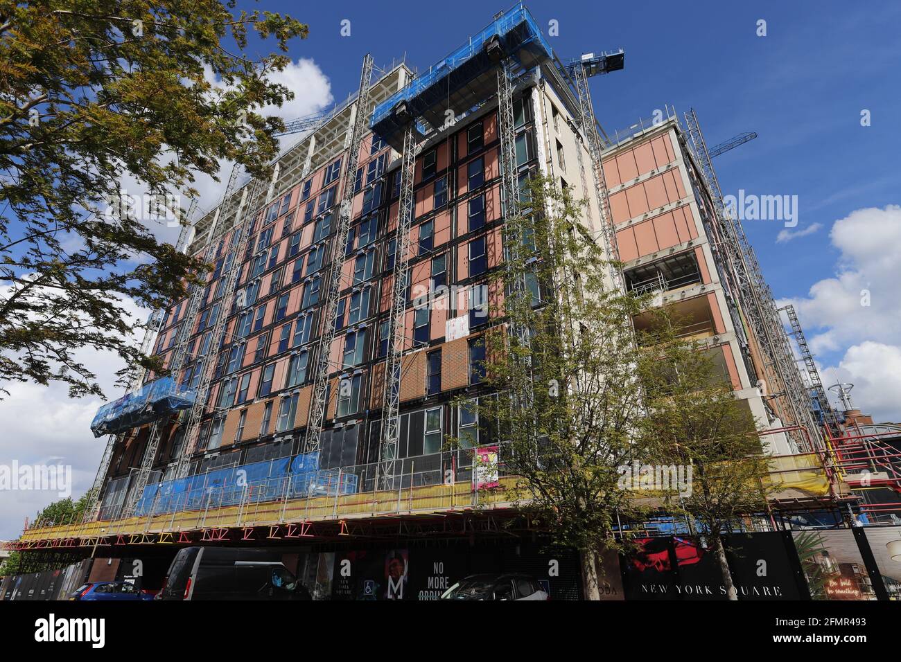 16 storey building hi-res stock photography and images - Alamy