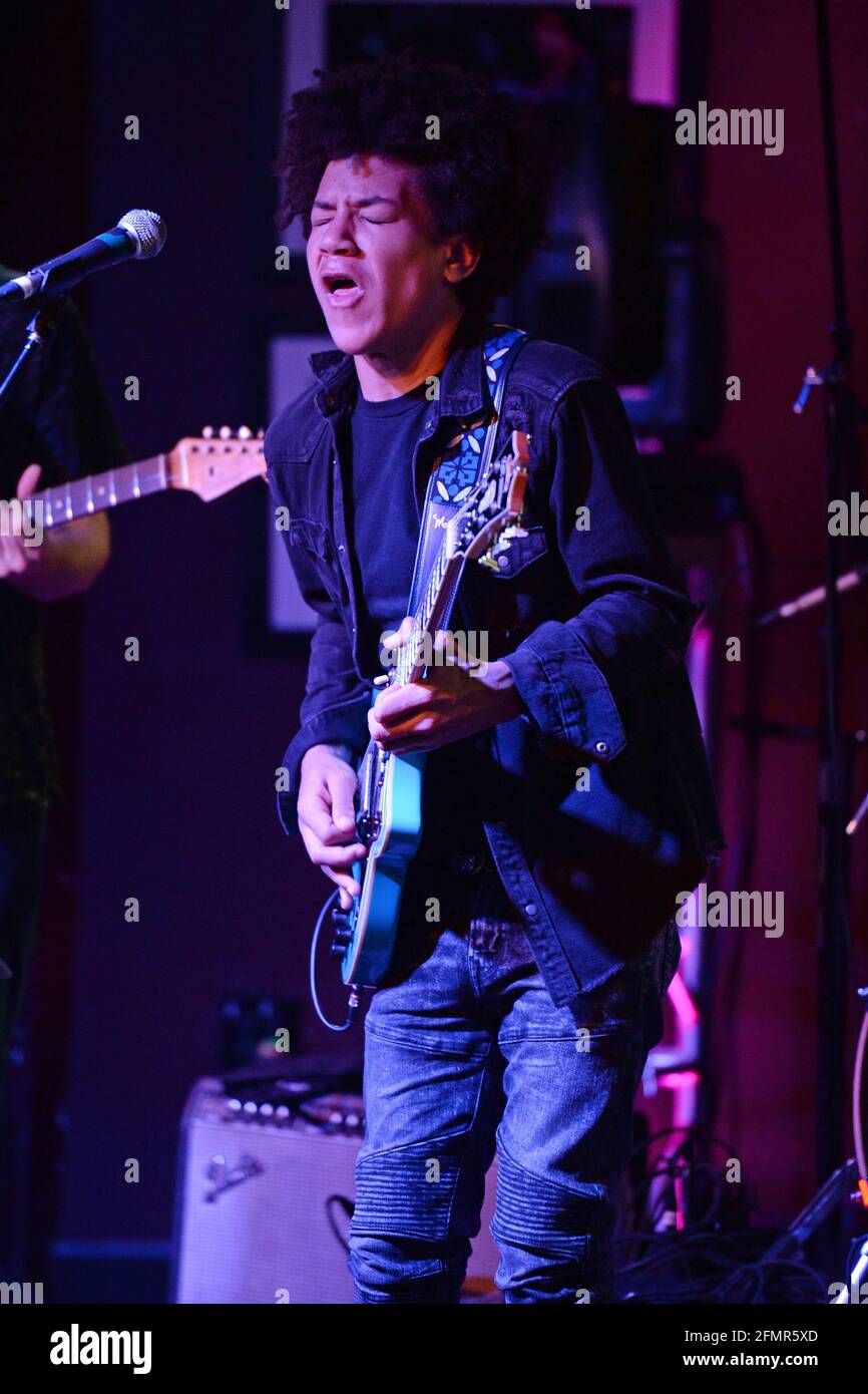 Boca Raton - FL - 20200226 Brandon Taz Niederauer performs at the Funky ...