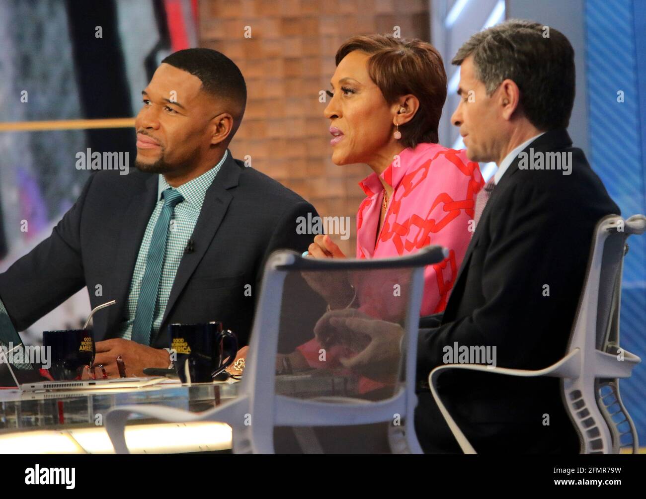 New York - NY - 20200213 Cast of Good Morning America. -PICTURED ...