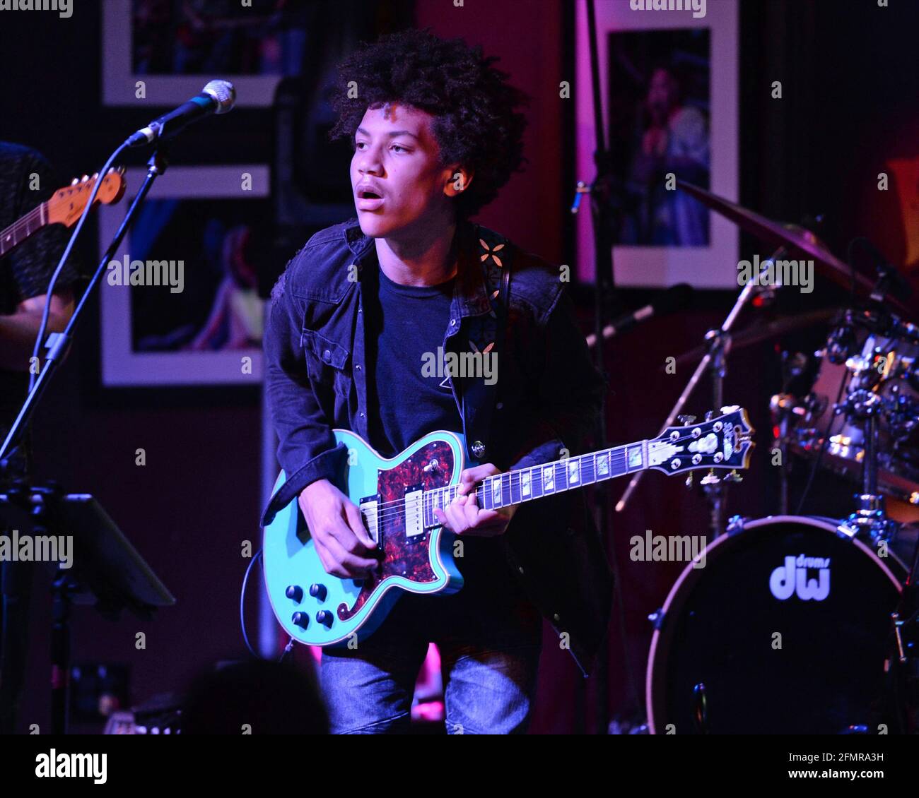 Boca Raton - FL - 20200226 Brandon Taz Niederauer performs at the Funky ...