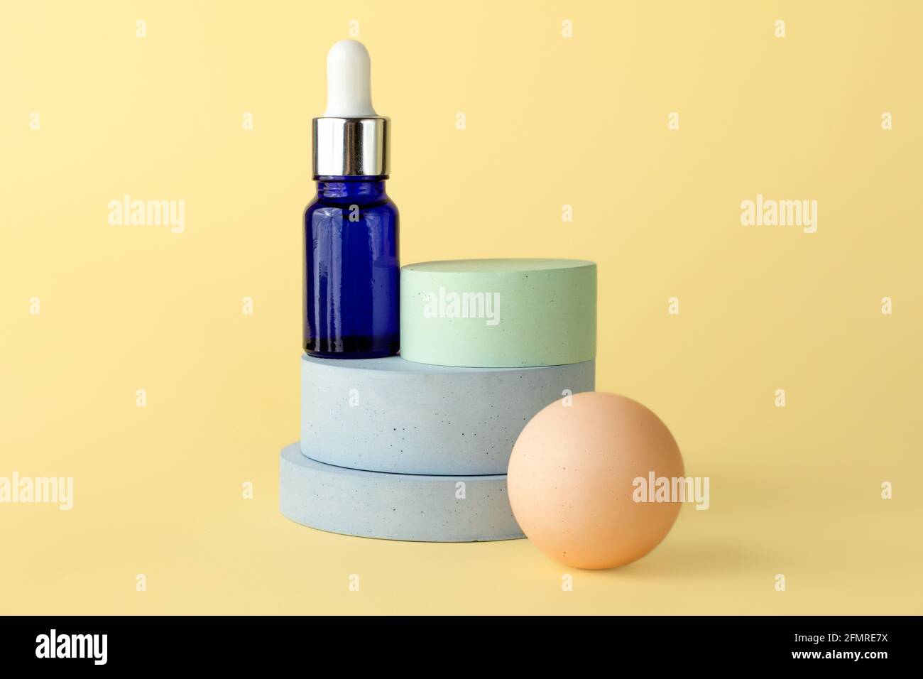 Negative space packaging design hi-res stock photography and images - Alamy