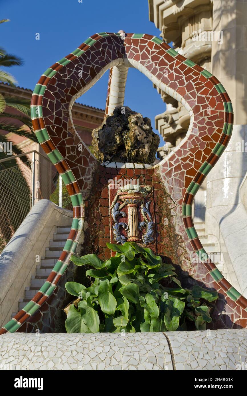 Gaudi Dragon Dragon City