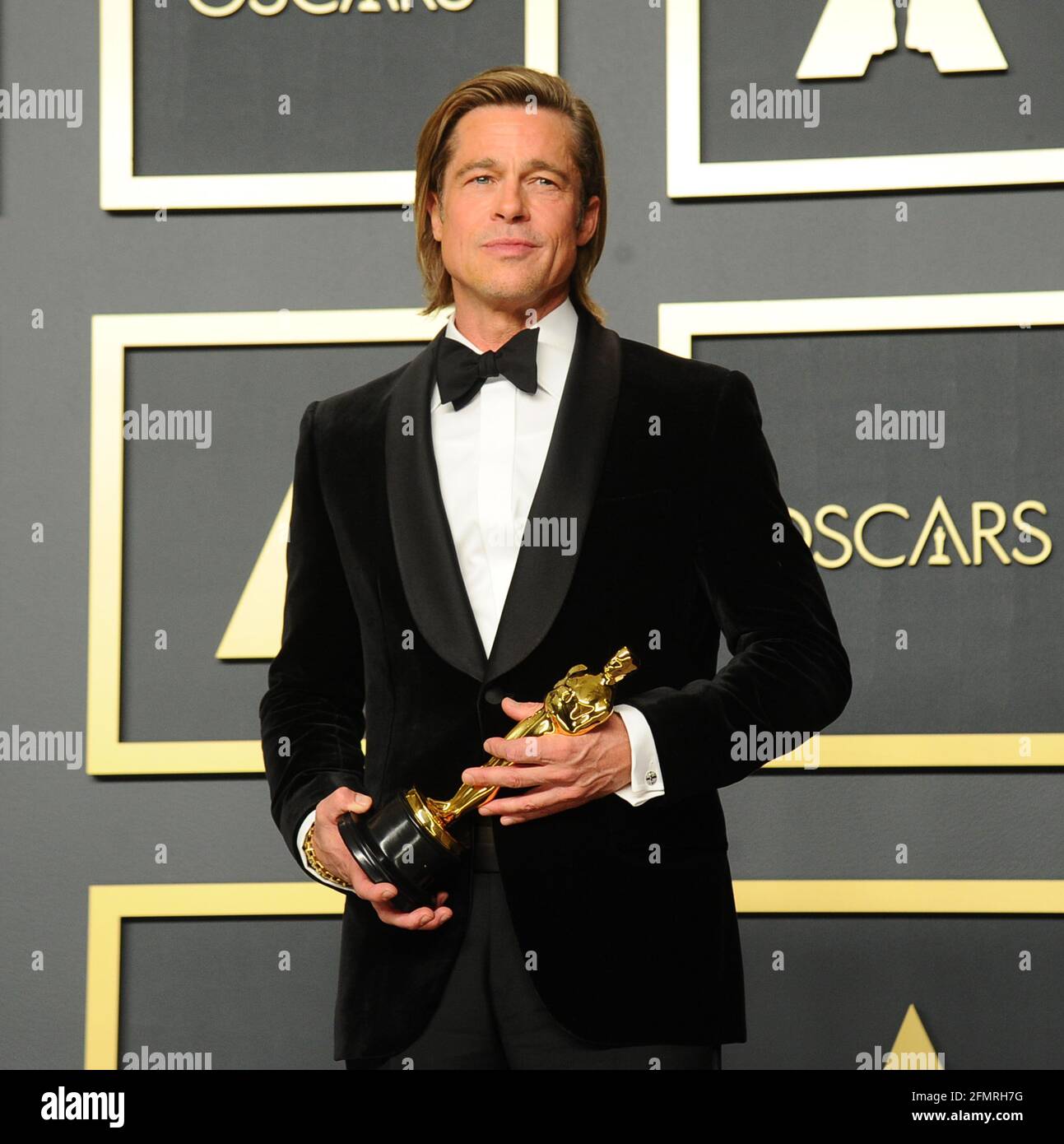 Los Angeles - CA - 02/09/2020 92nd Annual Awards - Press Room -PICTURED: Brad Pitt Sara De Boer ...