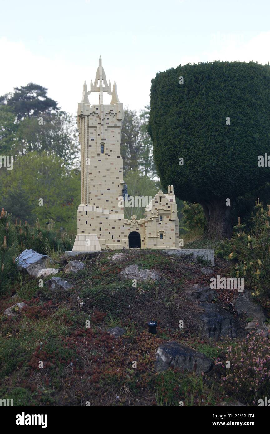 Lego castle at legoland windsor Stock Photo - Alamy