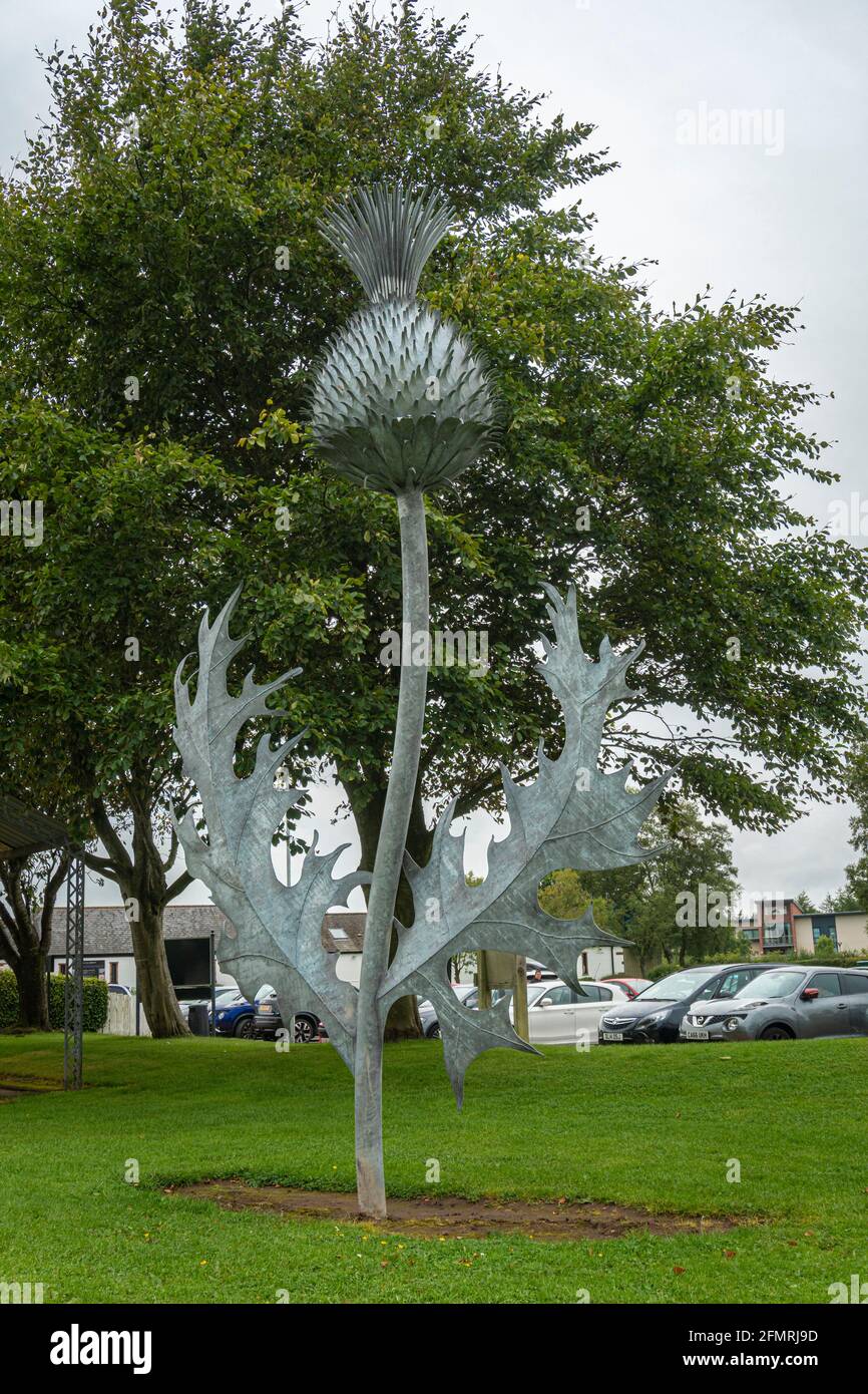 Thistle statue hi-res stock photography and images - Alamy