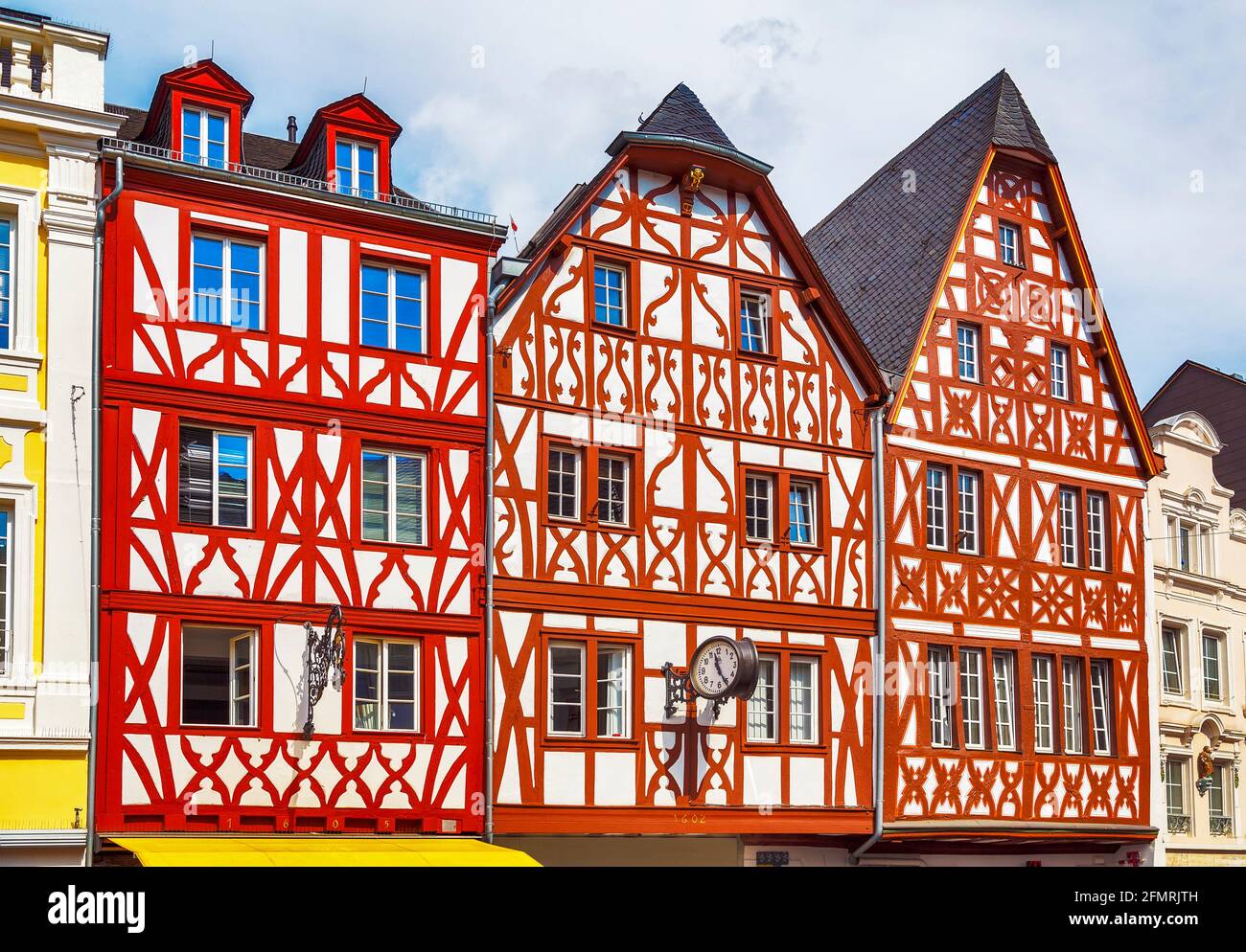 Traditional roof designs hi-res stock photography and images - Alamy