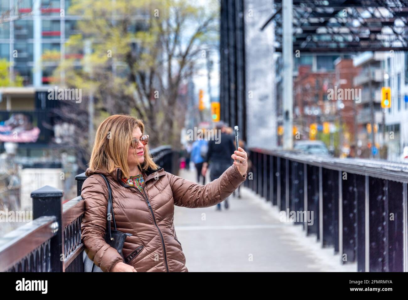 Sir isaac brock bridge hi-res stock photography and images - Alamy