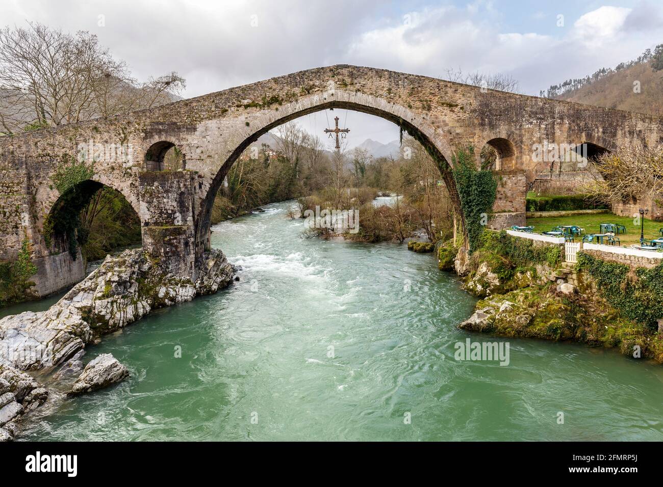Old Roman stone bridge in Cangas de Onis, Spain Stock Photo - Alamy