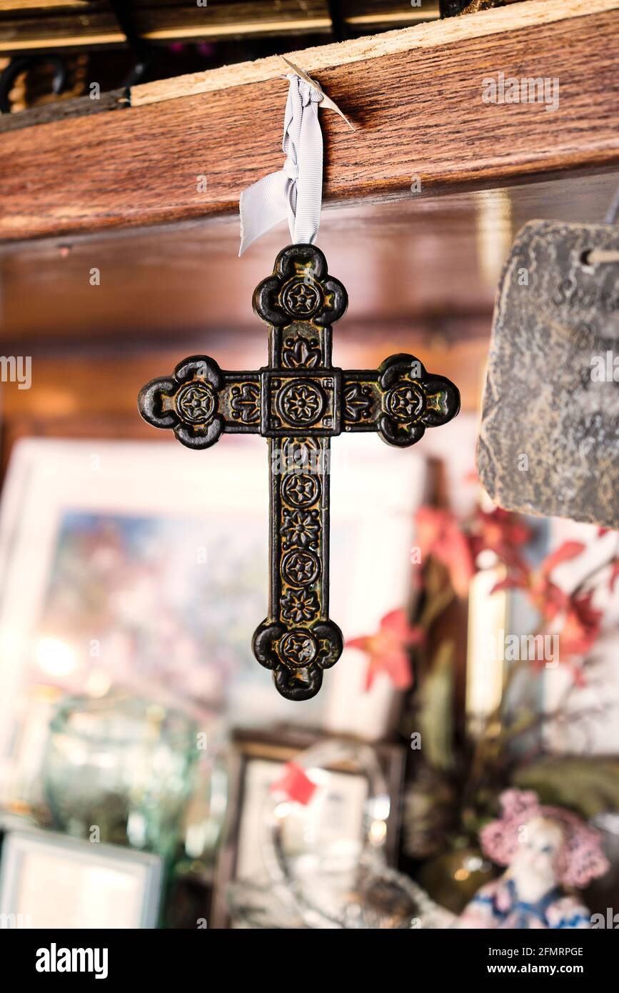 Old Rugged Cross High Resolution Stock Photography and Images - Alamy