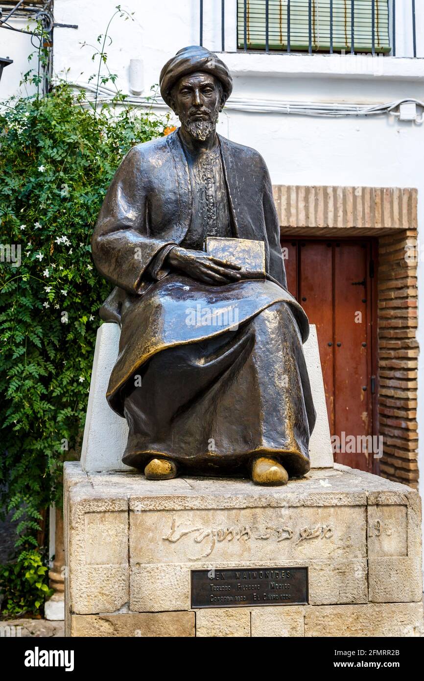 Ben maimonides statue hi-res stock photography and images - Alamy
