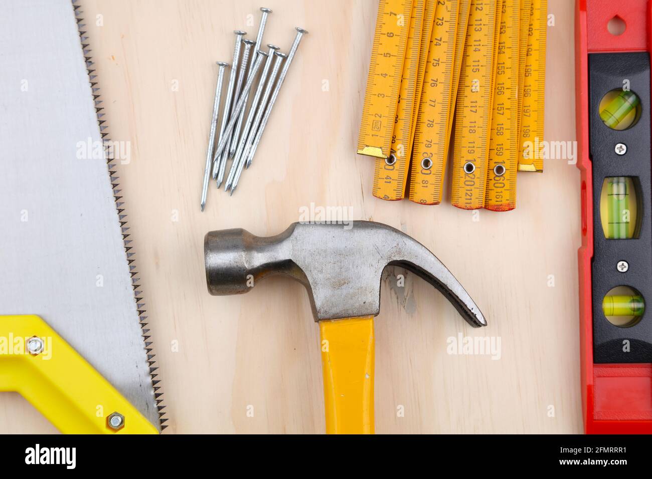 Hammer and level hi-res stock photography and images - Alamy