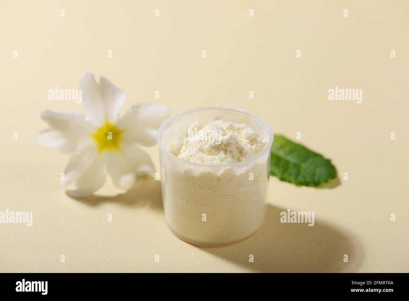 Dried Royal jelly powder on light background. Close up Stock Photo - Alamy