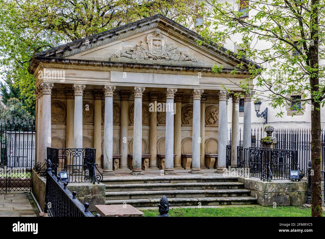 Guernica, Spain - April 09, 2018: The new tree of Gernika. Oak tree ...