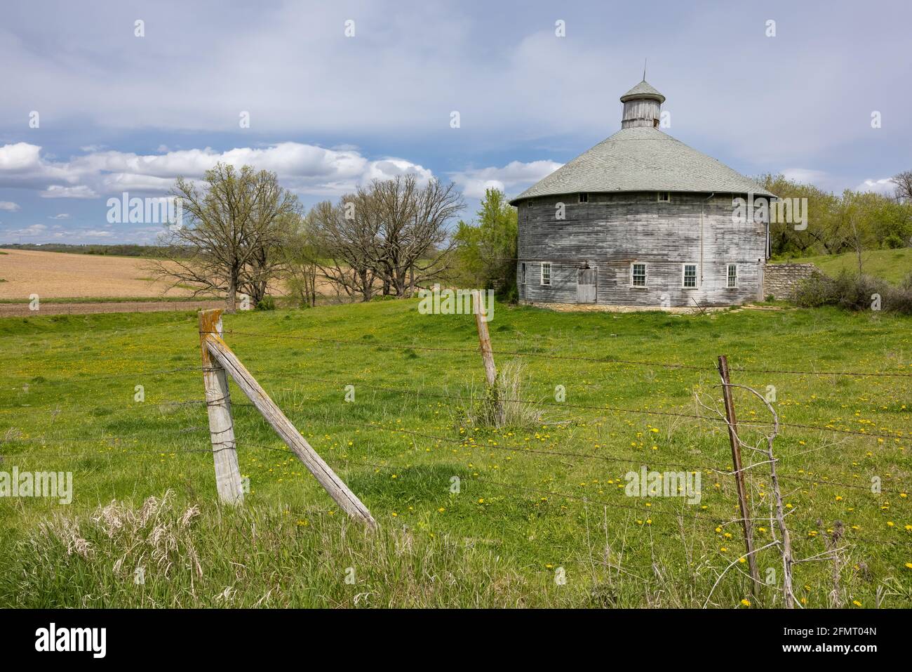 American historic wooden barn hi-res stock photography and images - Alamy