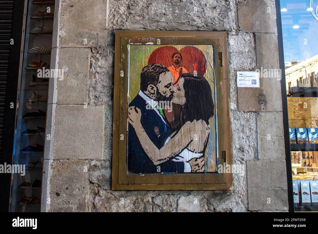 Tvboy kiss hi-res stock photography and images - Alamy