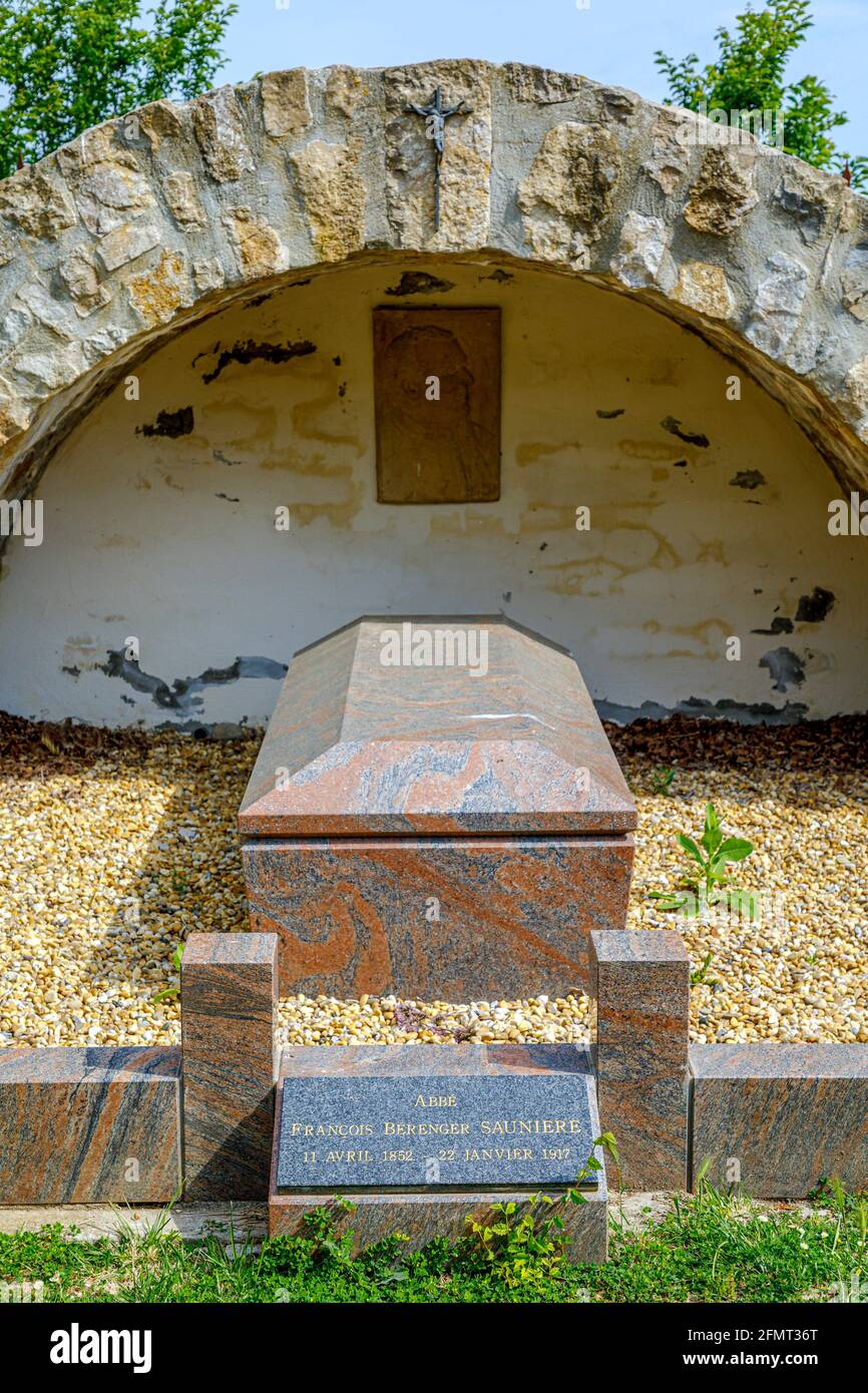 Berenger Sauniere Grave, Rennes le Chateau France Stock Photo - Alamy