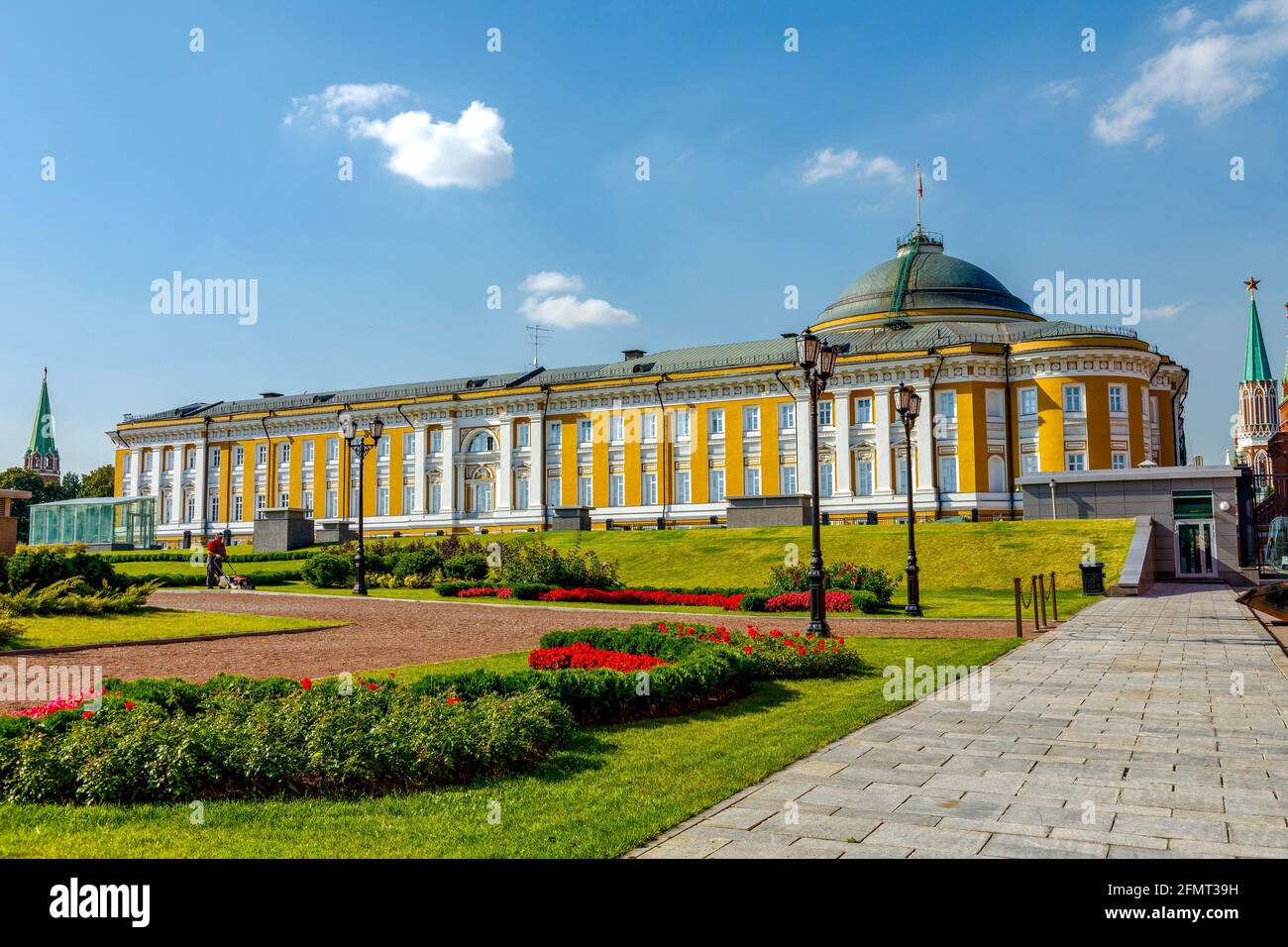 Putins palace hi-res stock photography and images - Alamy