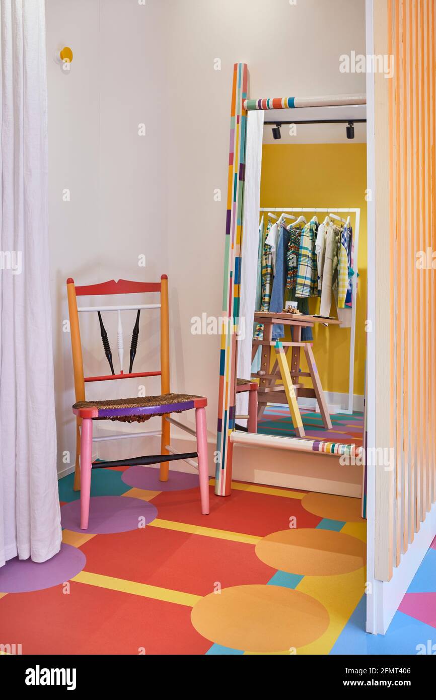 Changing room with seating. Mira Mikati Happy House, London, United ...