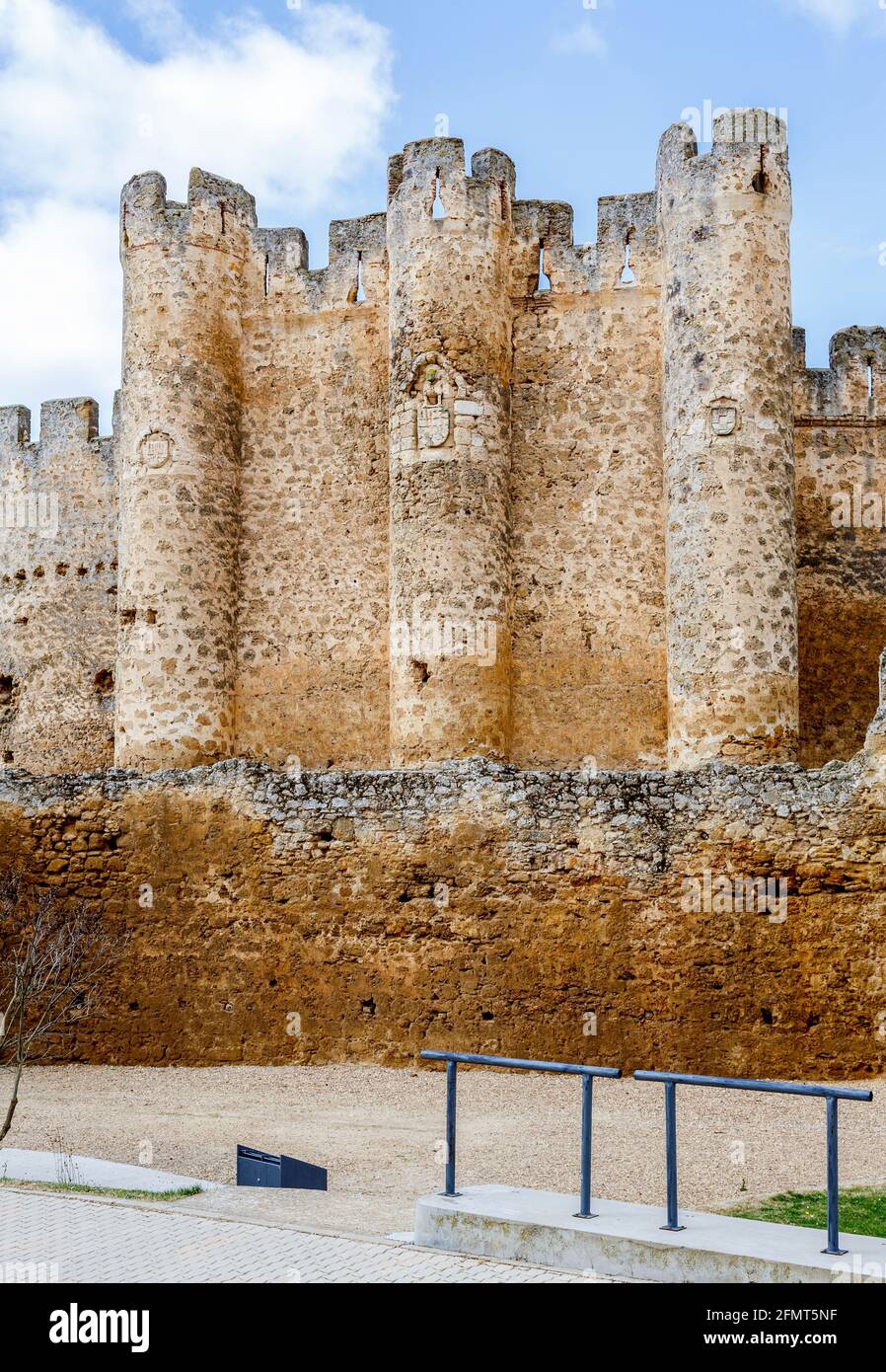 Castle at Valencia de Don Juan, Castilla y Leon, Spain Stock Photo - Alamy