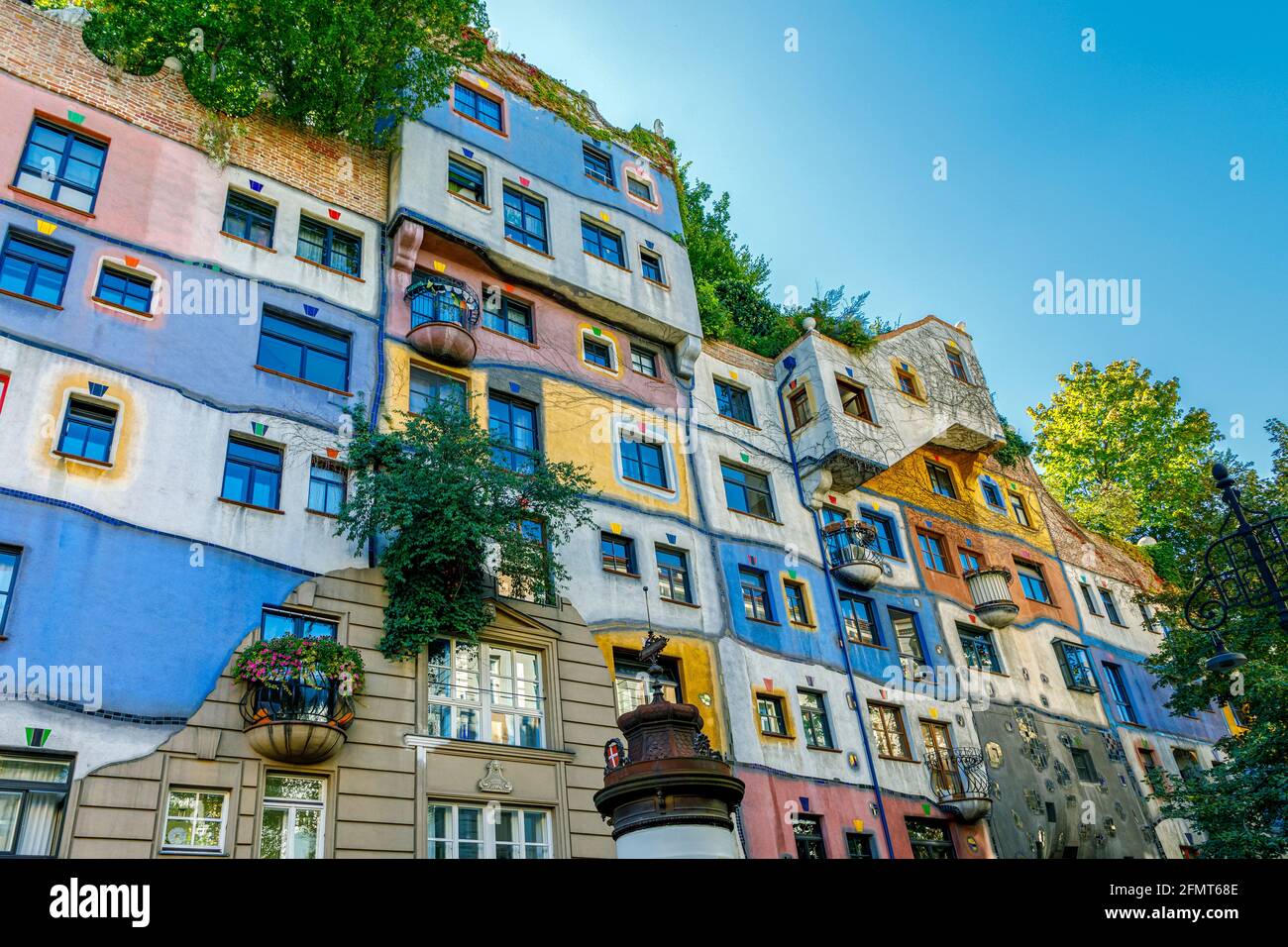 Vienna, Austria - September 16, 2019: Hundertwasserhaus apartment block ...