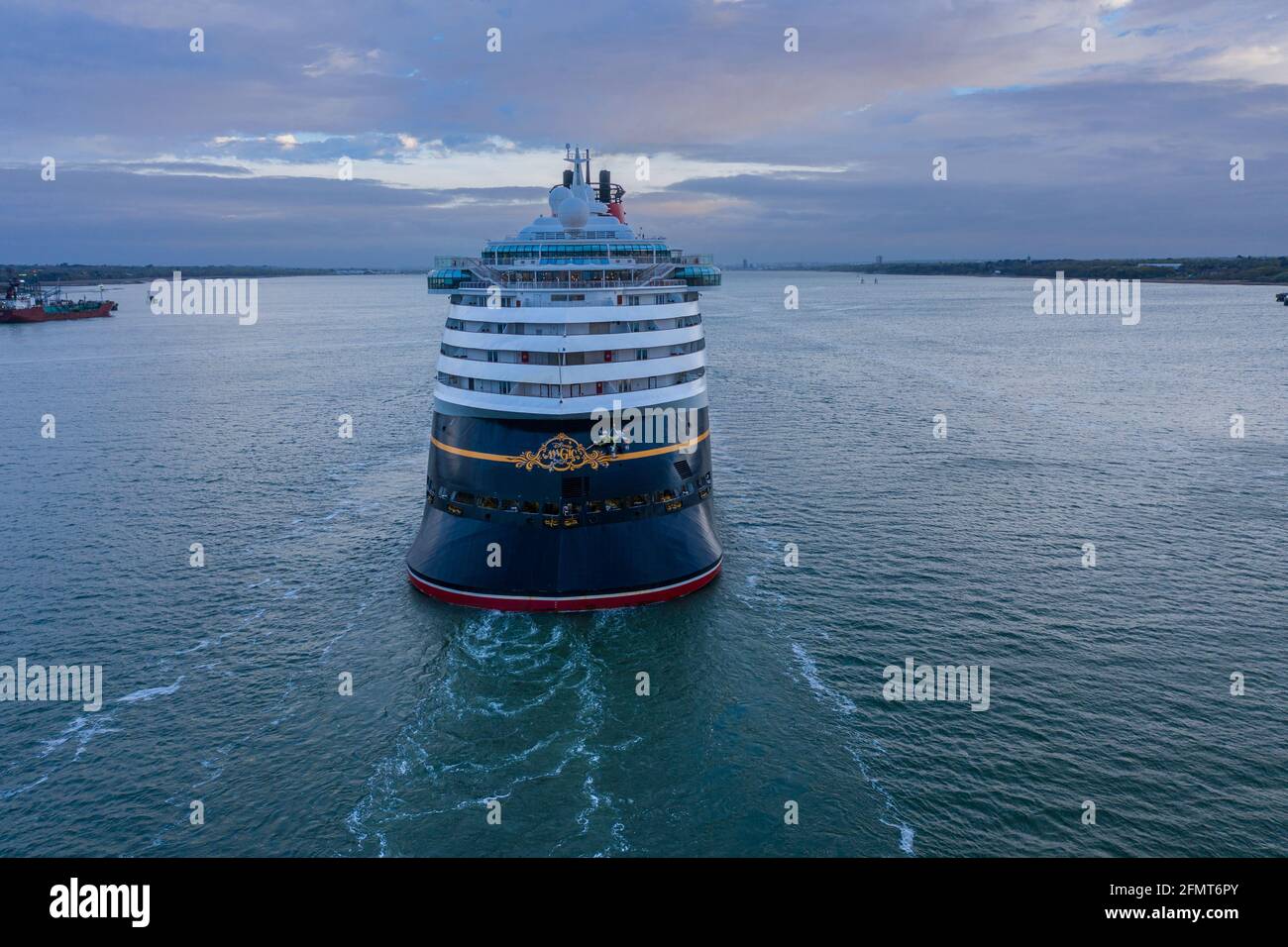 Disney magic cruise ship arriving at Southampton empty due to the ...