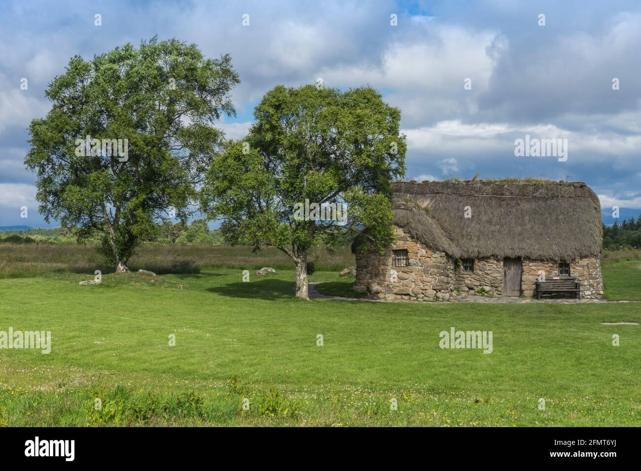 old house in the scottish highlands Stock Photo - Alamy