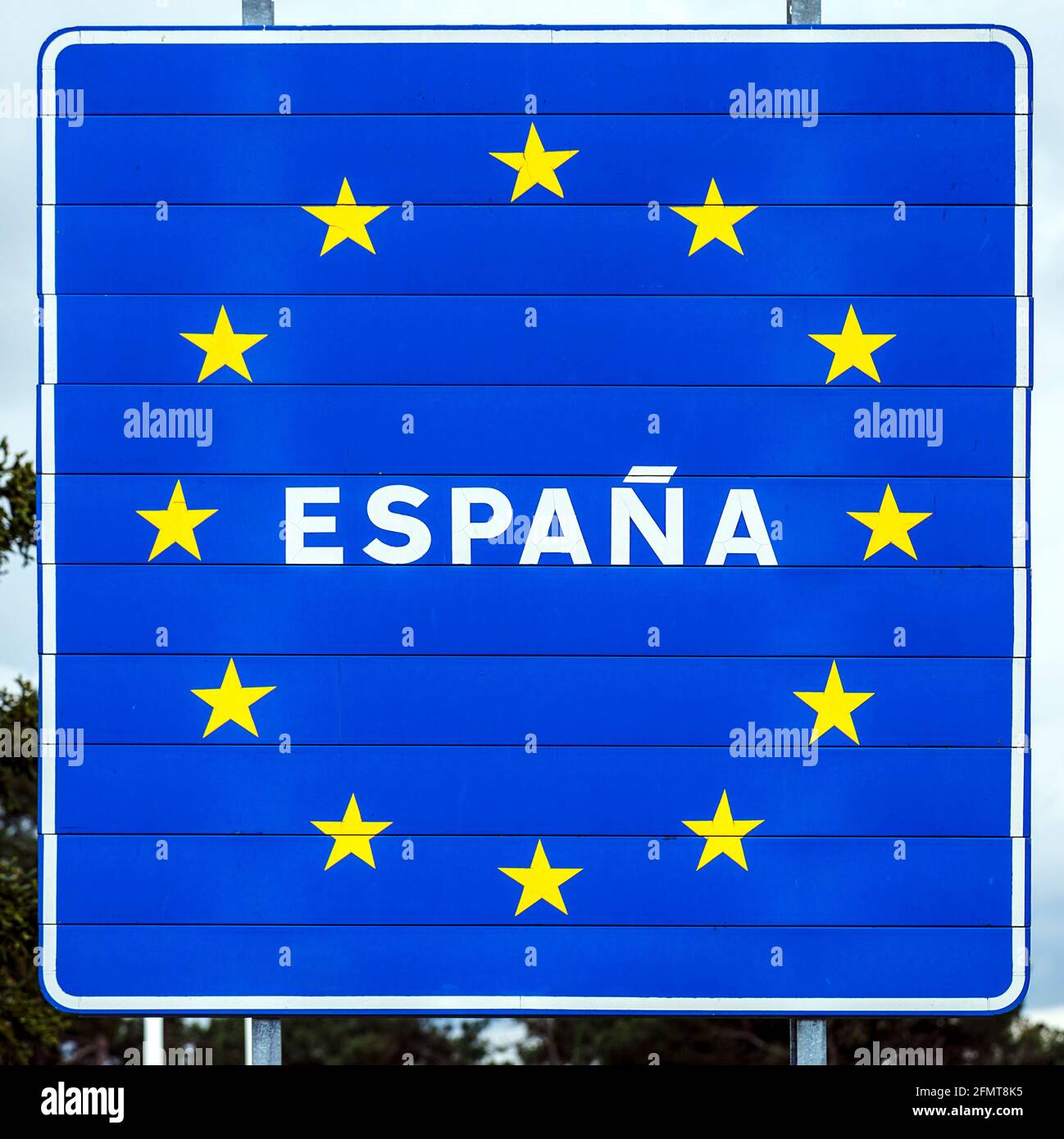 What Other Countries Border Spain