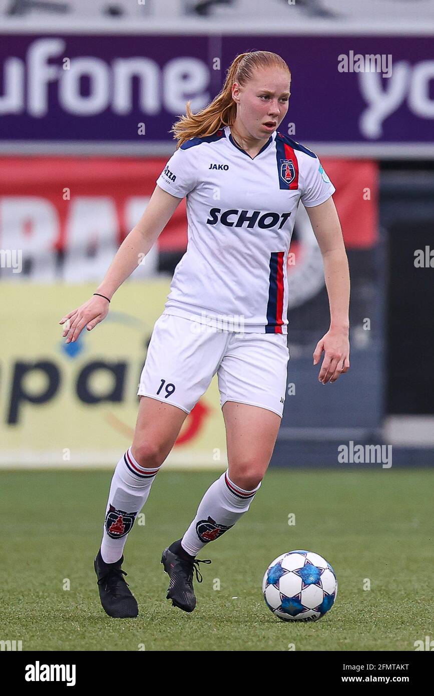 ROTTERDAM, NETHERLANDS - MAY 11: Nicole Stoop of VV Alkmaar during the ...