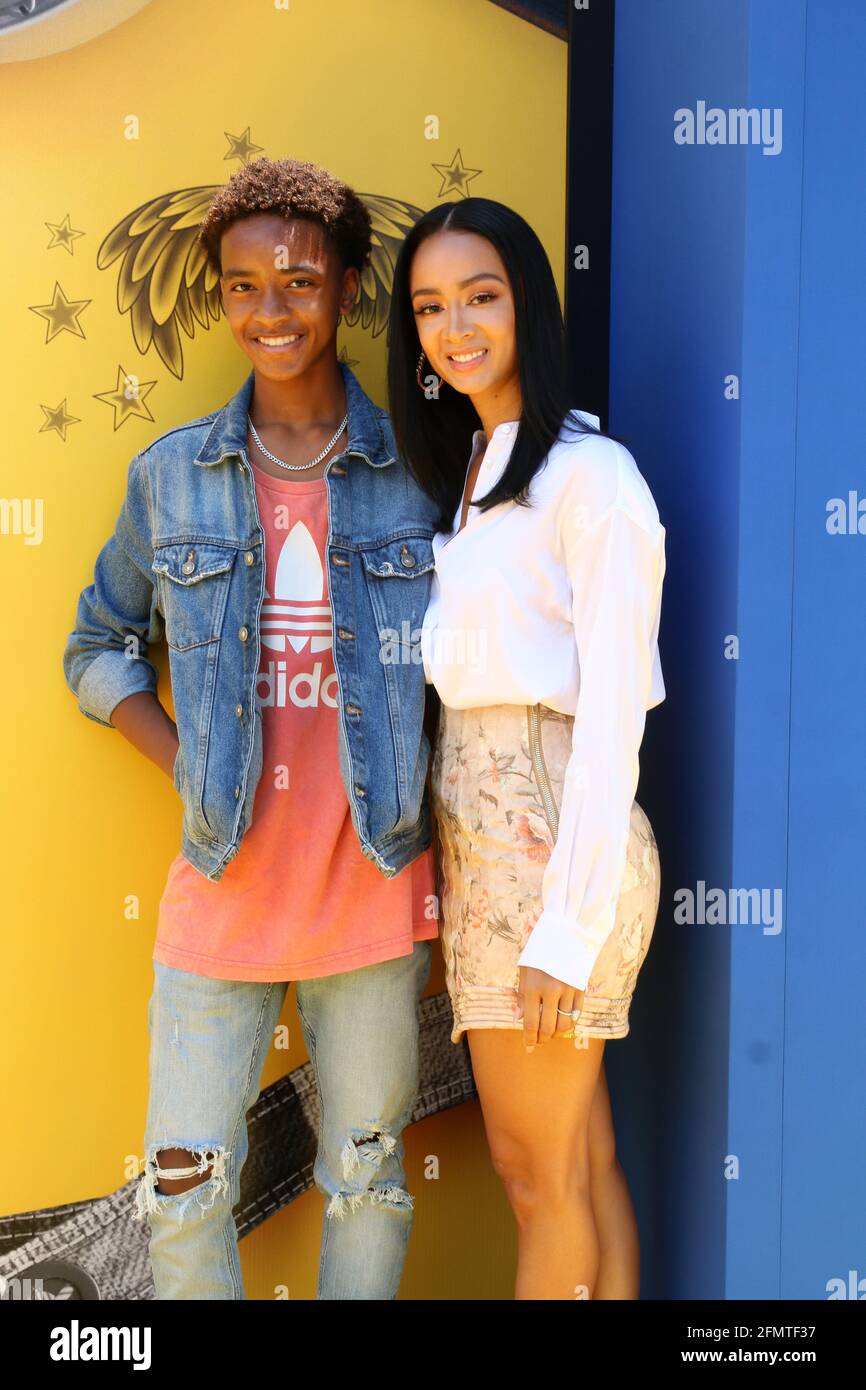 LOS ANGELES - JUN 24: Kniko Howard, Draya Michele at the "Despicable Me ...