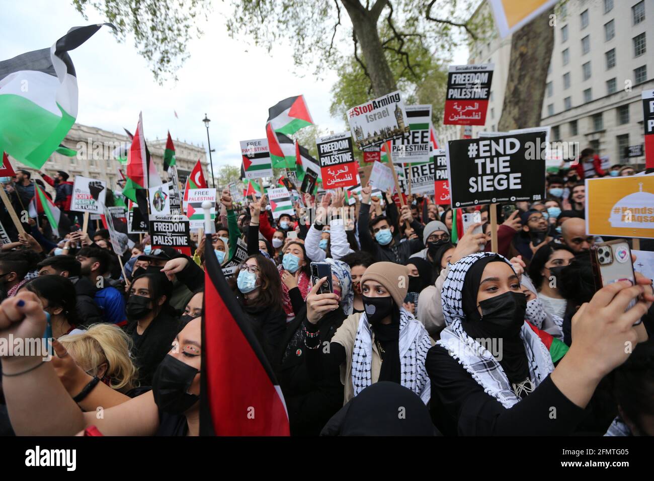 London, England, UK. 11th May, 2021. Muslim community in London and ...