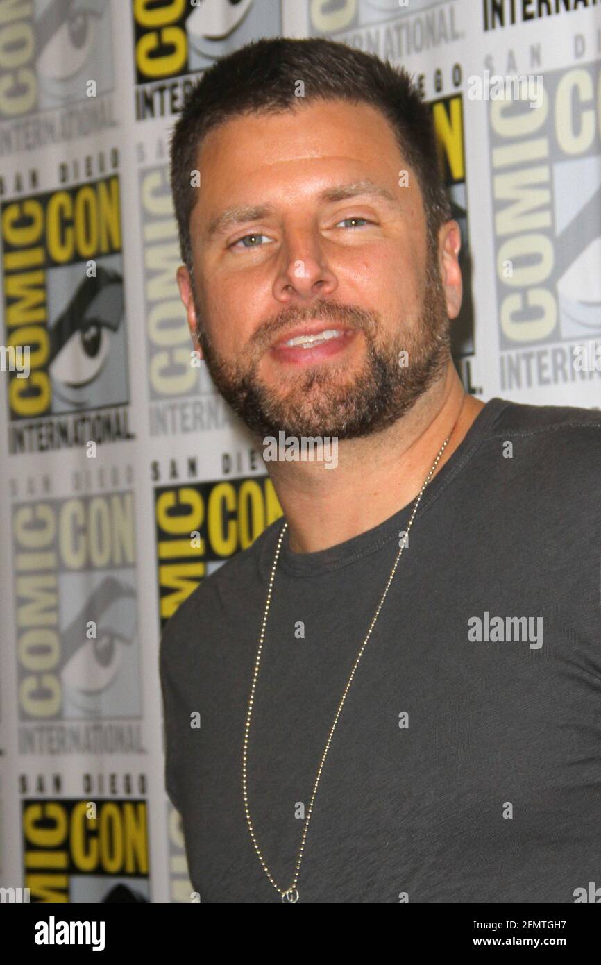 James roday hi-res stock photography and images - Alamy