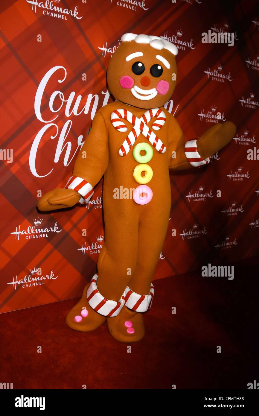 LOS ANGELES - DEC 4: Gingerbread Man at the Christmas At Holly Lodge ...