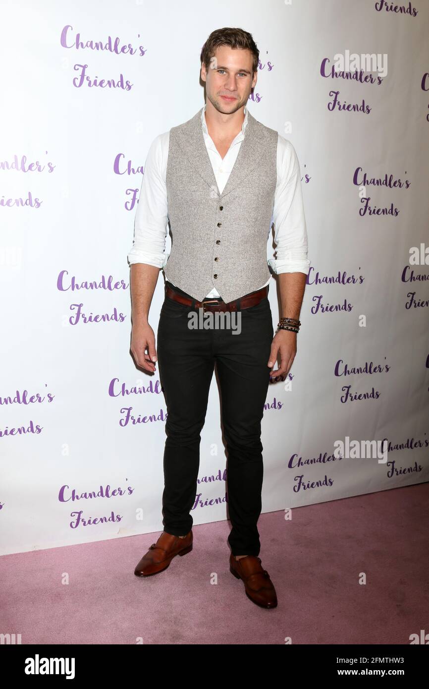 LOS ANGELES - DEC 10: Andrew Creer at the Chandler's Friends Toy Drive ...