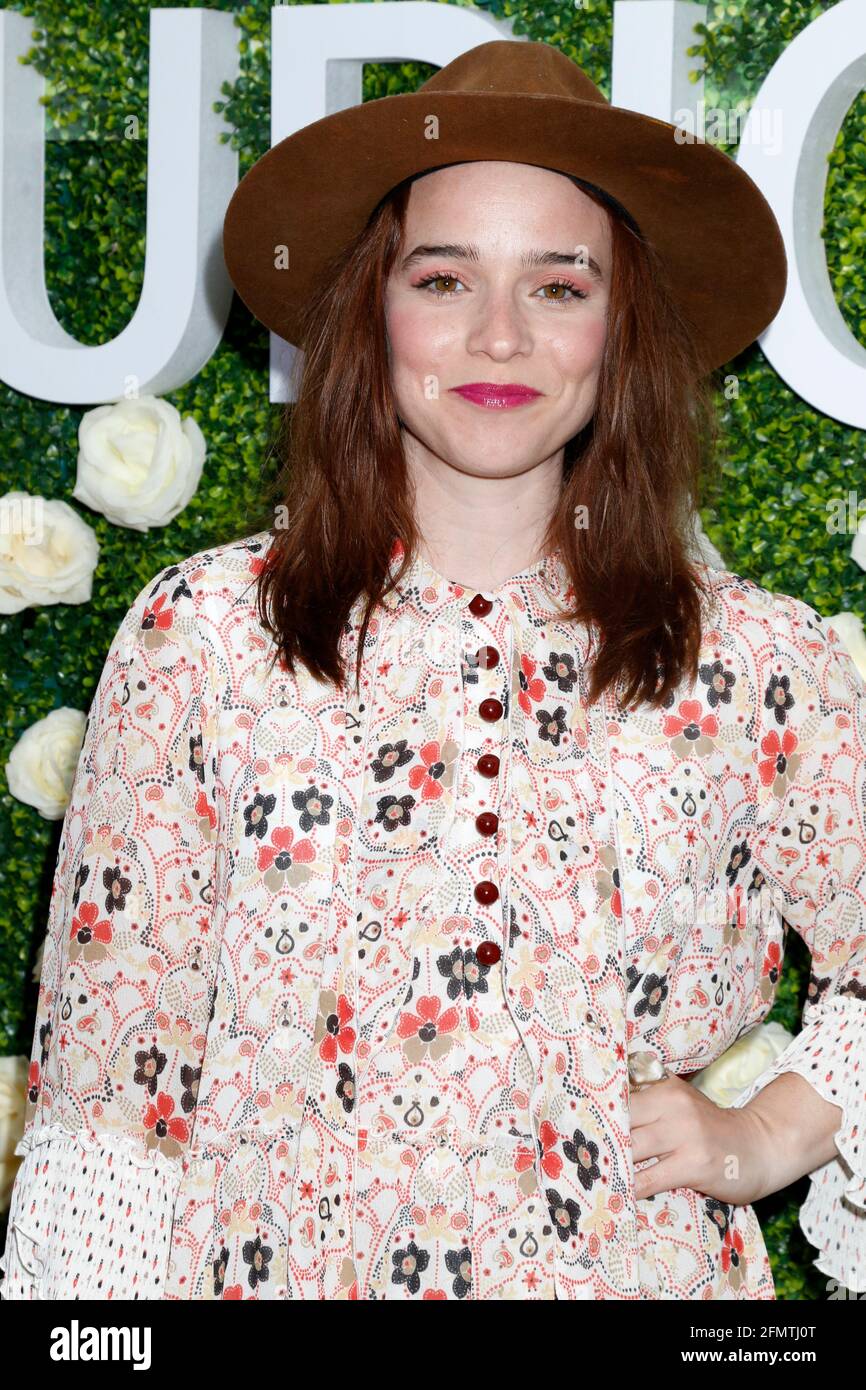 Renee felice smith hi-res stock photography and images - Alamy