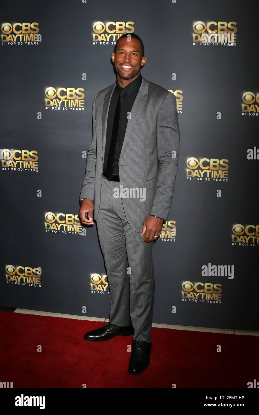 LOS ANGELES - APR 30: Lawrence Saint-Victor at the CBS Daytime Emmy ...