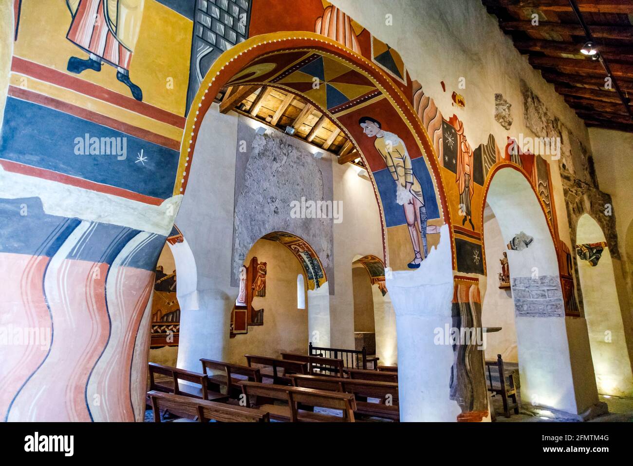 Catalan romanesque painting hi-res stock photography and images - Alamy