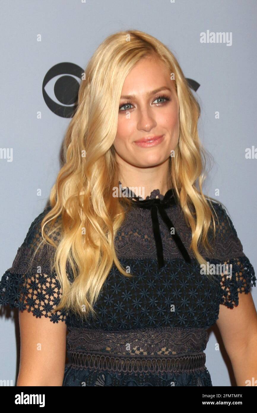 LOS ANGELES - OCT 4: Beth Behrs at the Carol Burnett 50th Anniversary ...