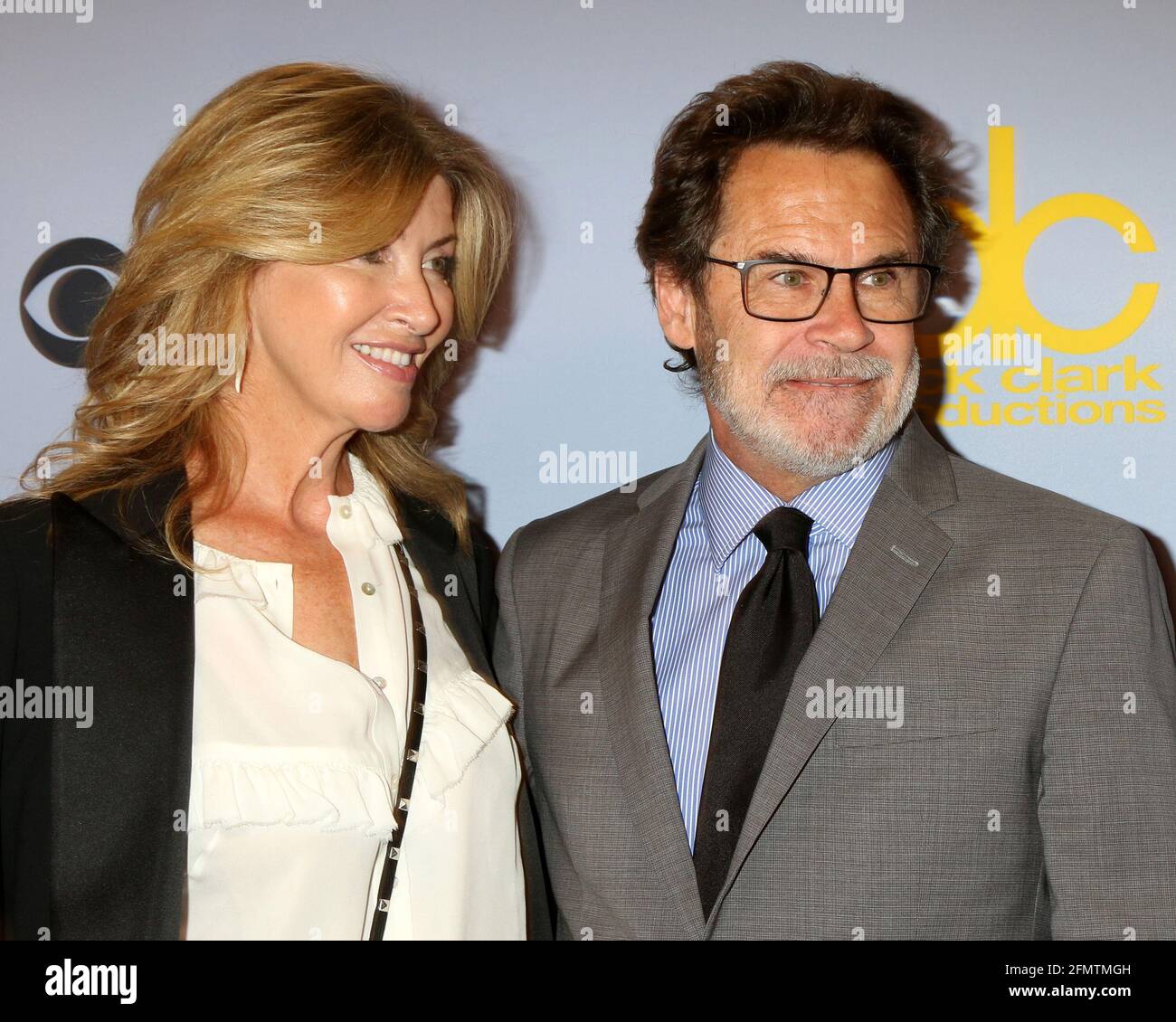 LOS ANGELES - OCT 4: Carolyn Espley, Dennis Miller at the Carol Burnett ...