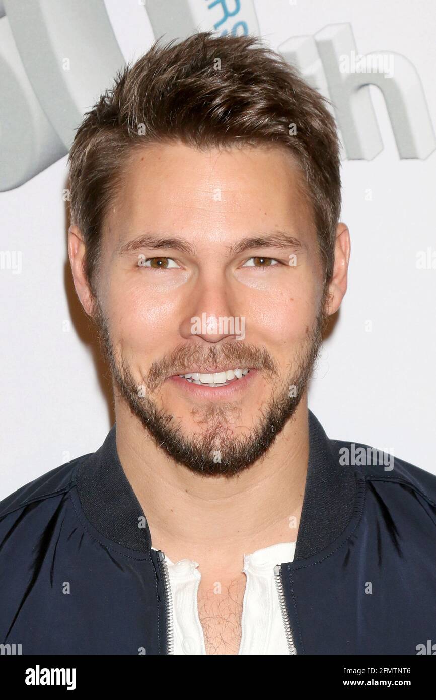 Televsision hi-res stock photography and images - Alamy