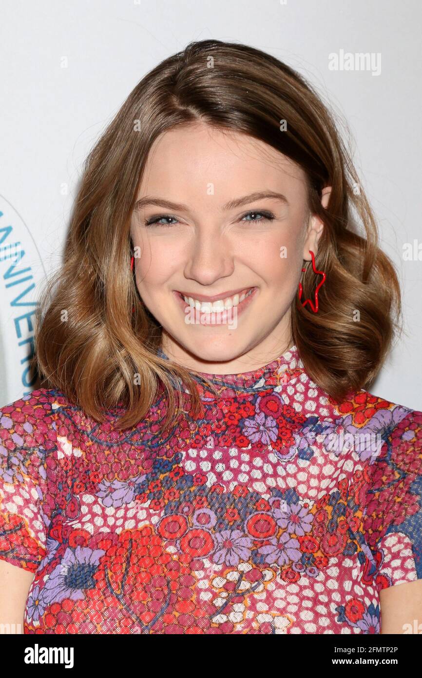 LOS ANGELES - MAR 23: Courtney Grosbeck at the On Set celebration of 30 ...