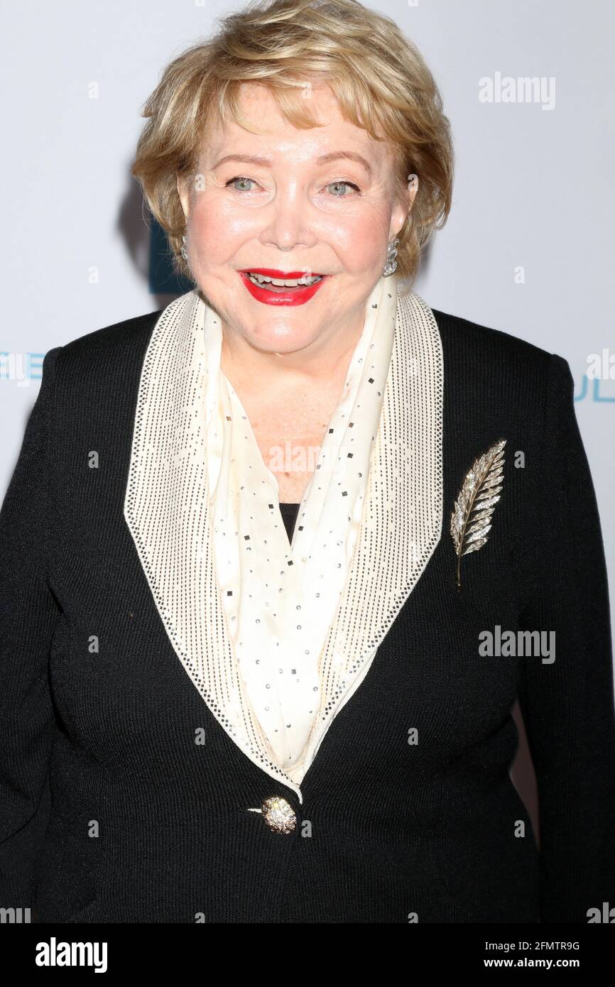 Lee phillip bell hi-res stock photography and images - Alamy