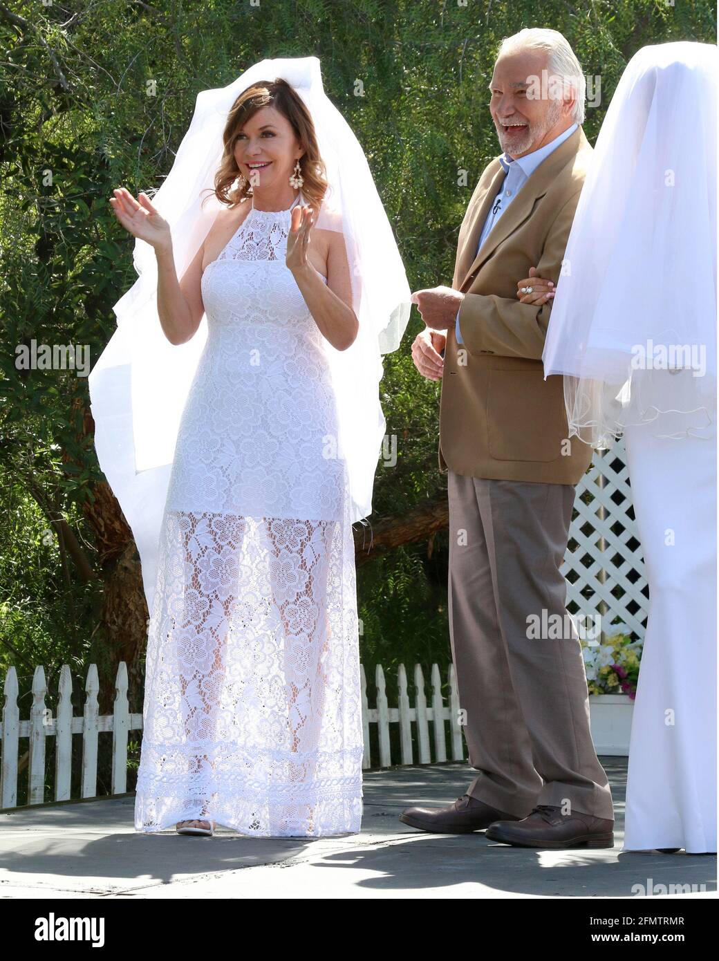 LOS ANGELES - APR 14: Bobbie Eakes, John McCook, Jennifer Gareis at the ...