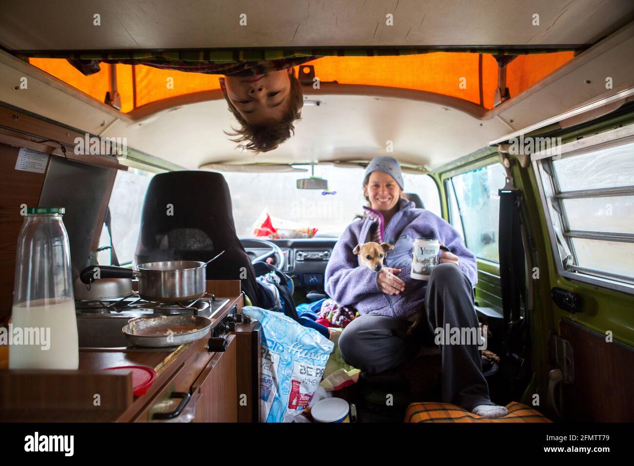 Old camper van united states hi-res stock photography and images - Alamy