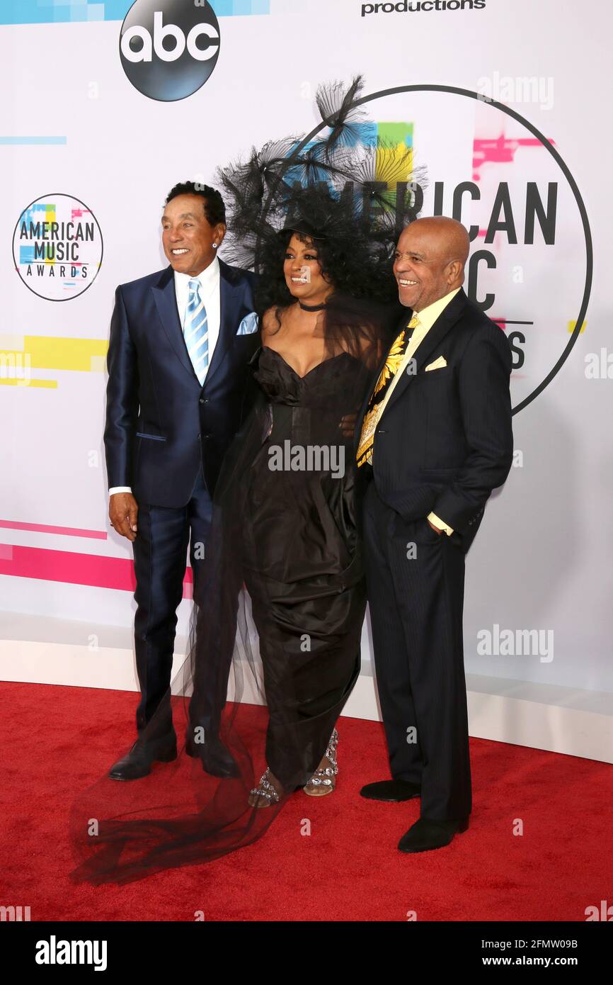 LOS ANGELES - NOV 19: Smokey Robinson, Diana Ross, Berry Gordy at the ...